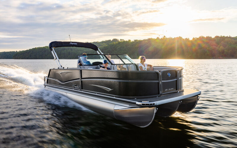 The Perfect Balance: The Solaris Pontoon Boat by Premier Marine