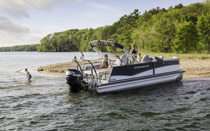 The Perfect Balance: The Solaris Pontoon Boat by Premier Marine