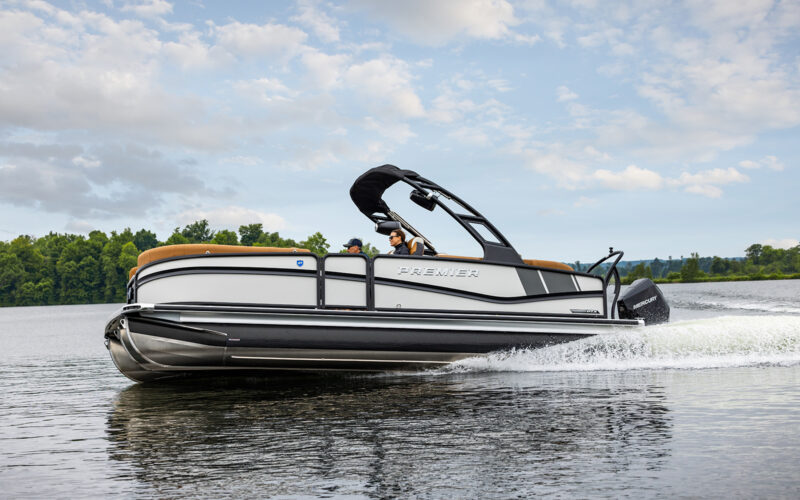 The Perfect Balance: The Solaris Pontoon Boat by Premier Marine