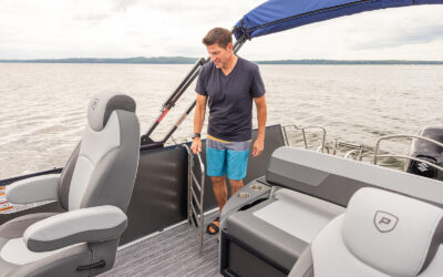 The Perfect Balance: The Solaris Pontoon Boat by Premier Marine