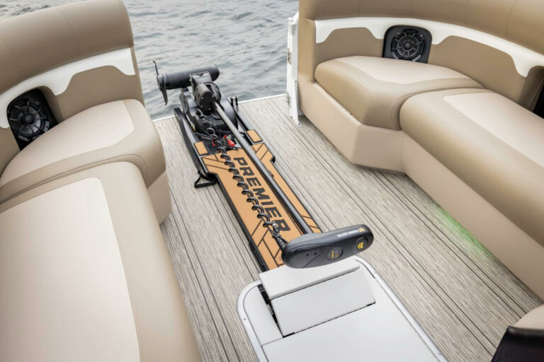 Smartest Fish-Ready Pontoon In The Industry: Sunsation Angler